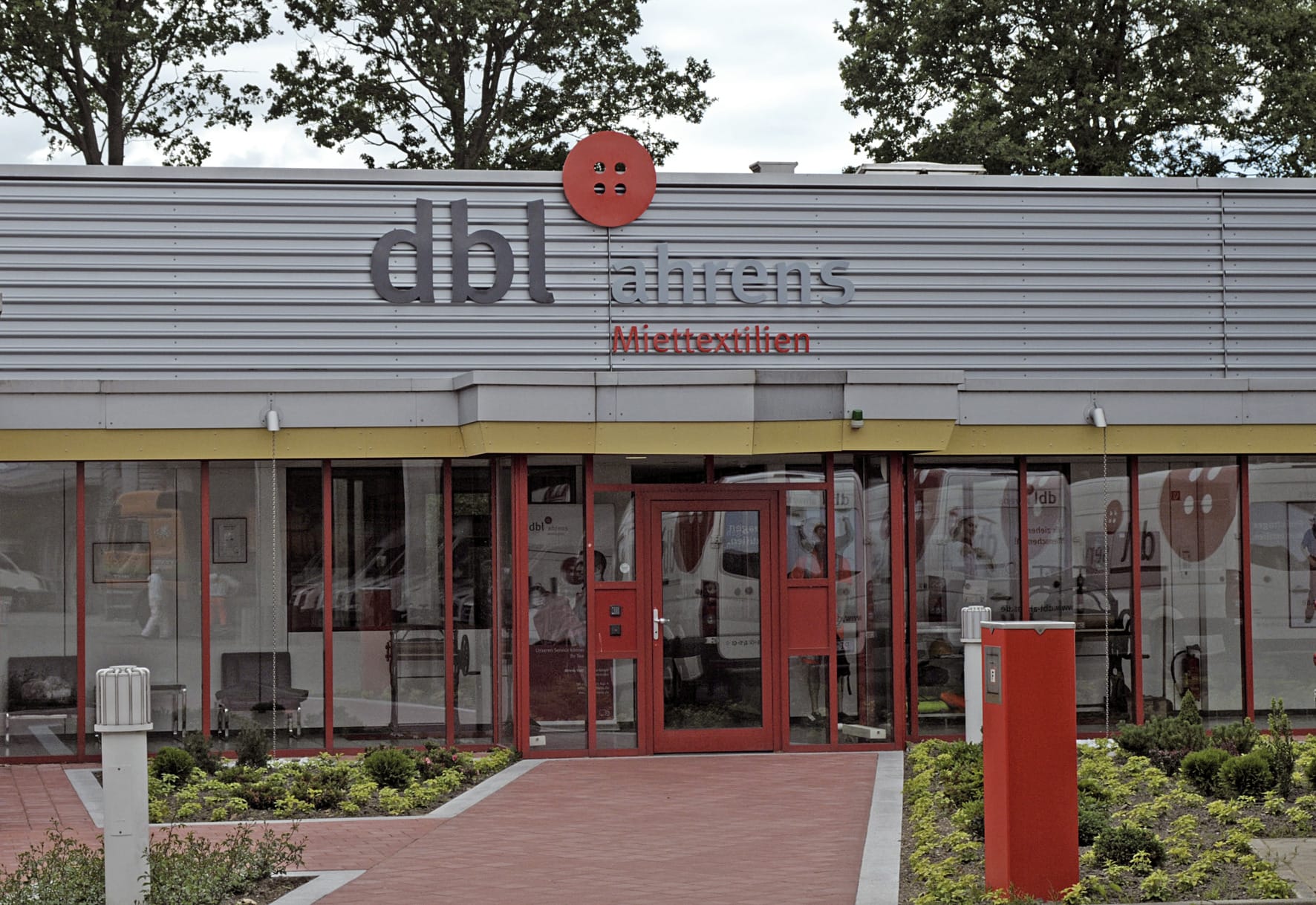 Ahrens Textil-Service eröffnet neues Stammwerk - rationell reinigen ...