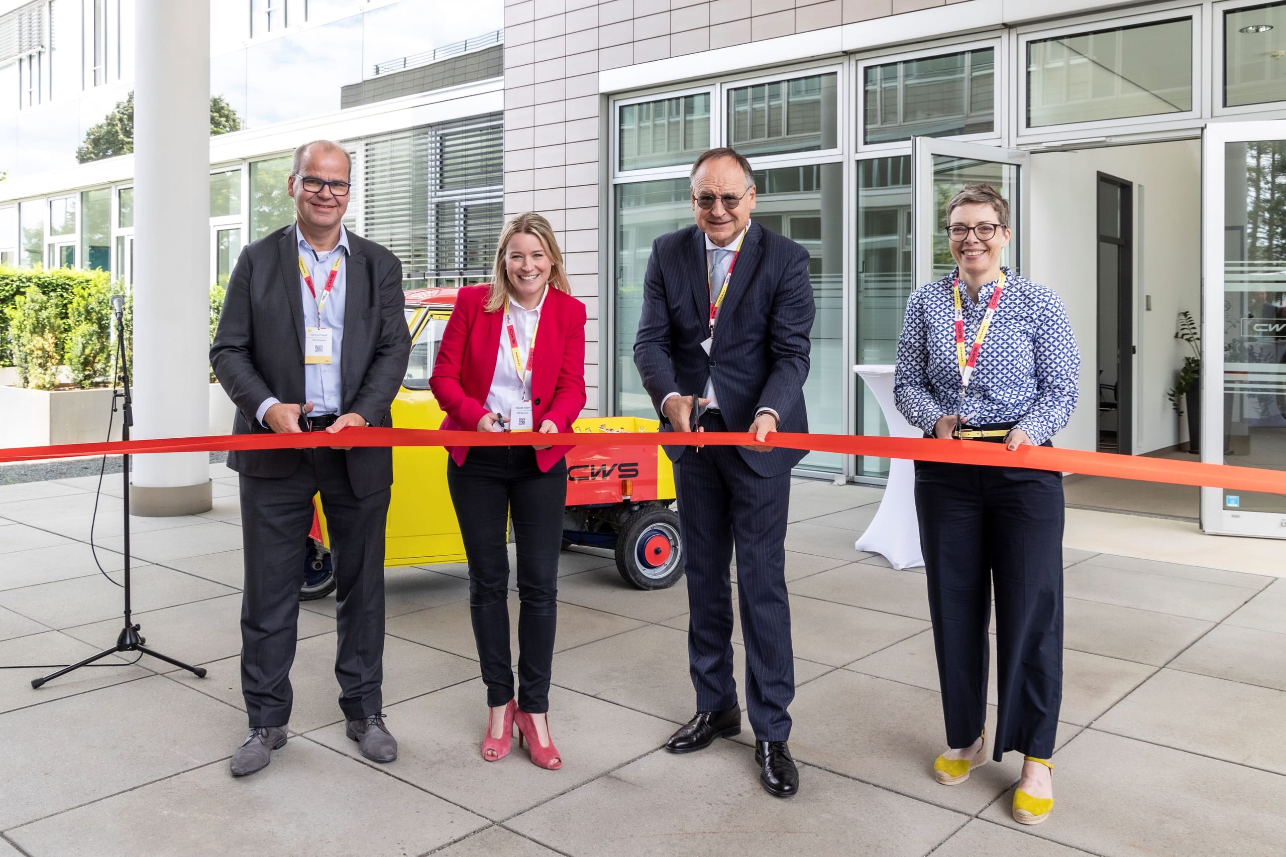 CWS Workwear eröffnet "Innovation Lab" für Textilien - rationell ...