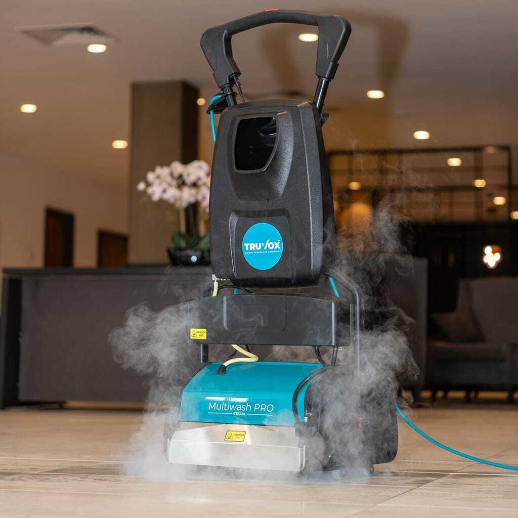 Mit Dampf gegen ­hartnäckigen Schmutz - rationell reinigen Gebäudedienste